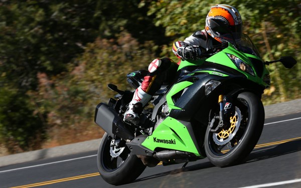 KAWASAKI ZX-6R (2013-2018) Review | Speed, Specs & Prices