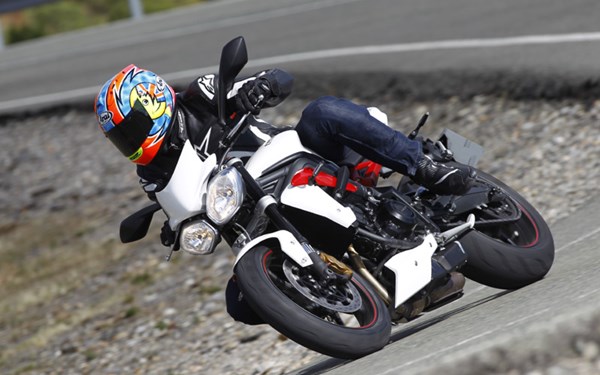 Triumph Street Triple R (2013-on) Motorcycle Review