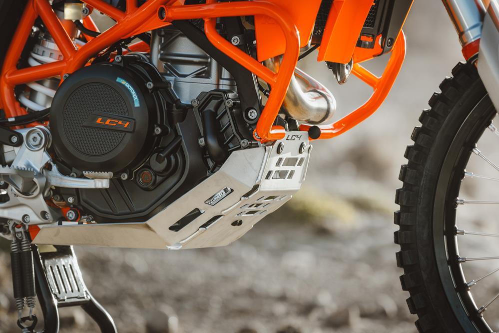 KTM 690 Adventure spotted in testing on European roads