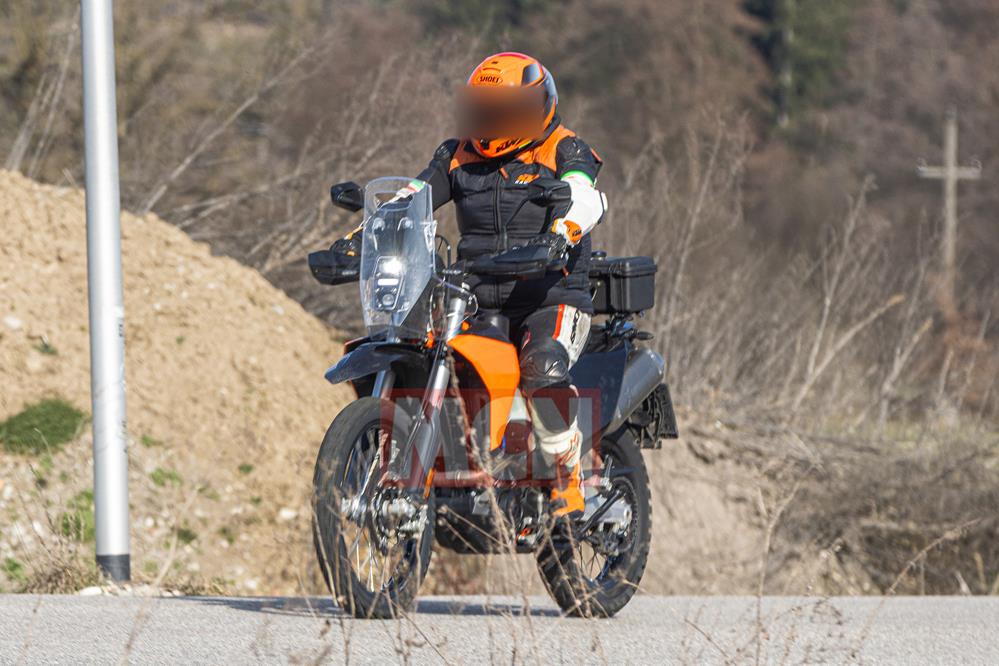 KTM 690 Adventure spotted in testing on European roads