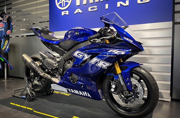 One-off Yamaha R6 features a crossplane crank like the R1