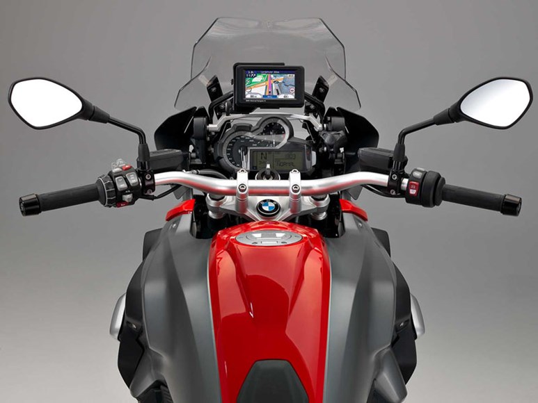 BMW R1200GS (2013-2016) Review | Speed, Specs & Prices