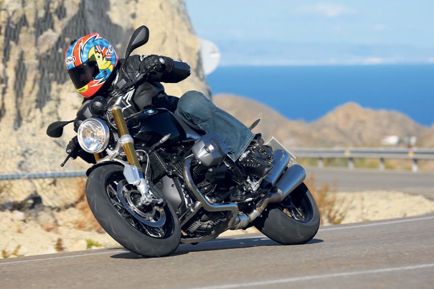 BMW R NINE T (2014-2020) Review | Speed, Specs & Prices