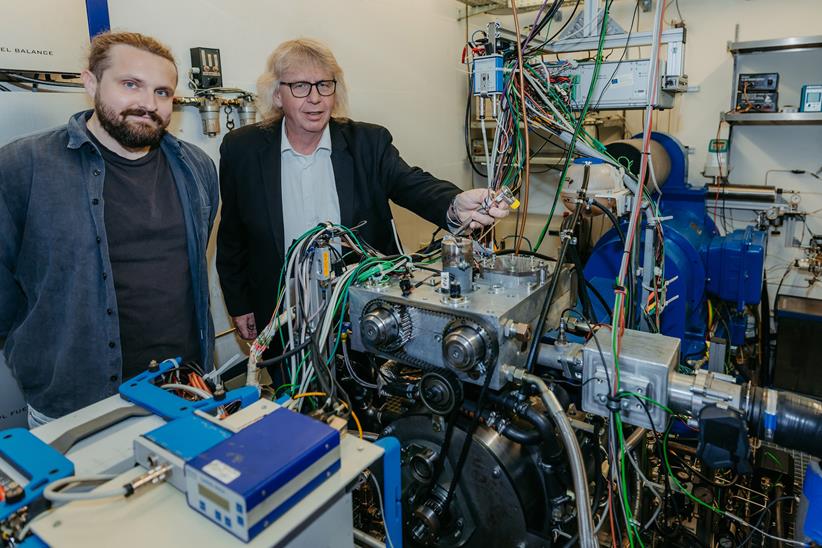 Hydrogen 'loop' combustion engine hits 60% efficiency