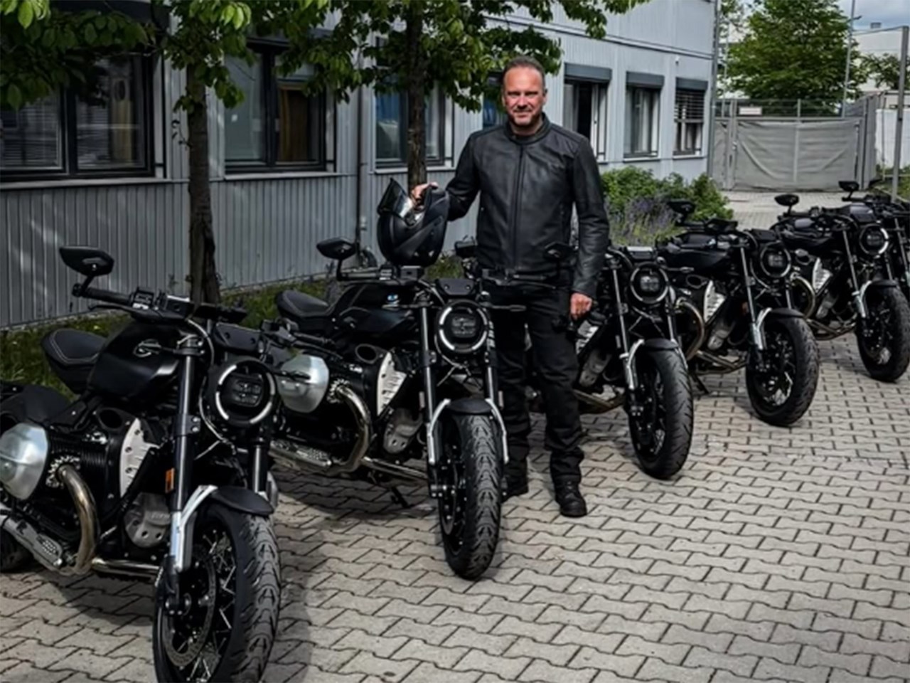 Social media teaser hints at incoming BMW R20 roadster