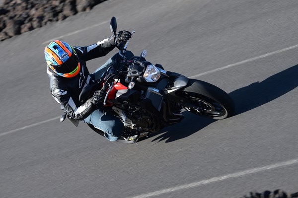 YAMAHA MT-07 (2014-2018) Review | Speed, Specs & Prices