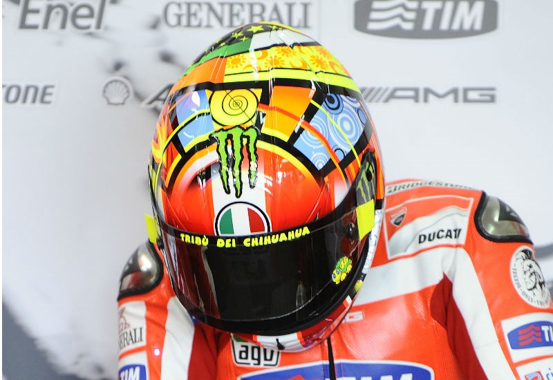 Valentino Rossi explains Marco Simoncelli tribute helmet