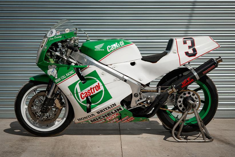 Joey Dunlop Honda VFR750R RC30 race bike heads to auction