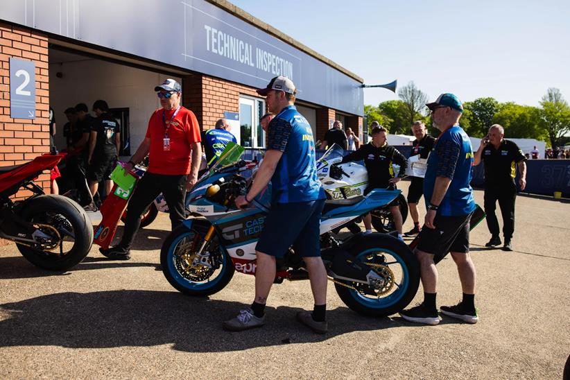 TT practice halted on first day after spectators injured