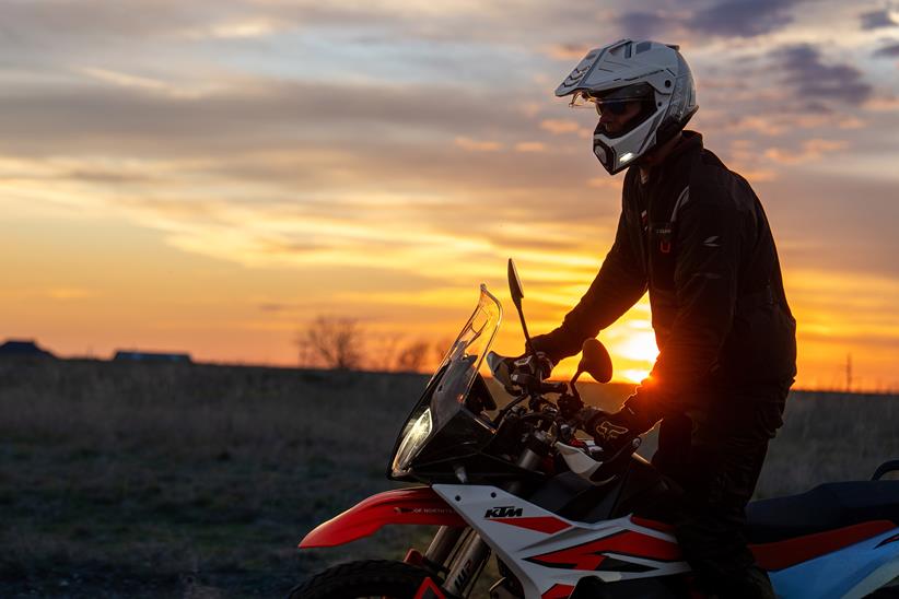 Sena officially launch the Outlander smart adventure helmet