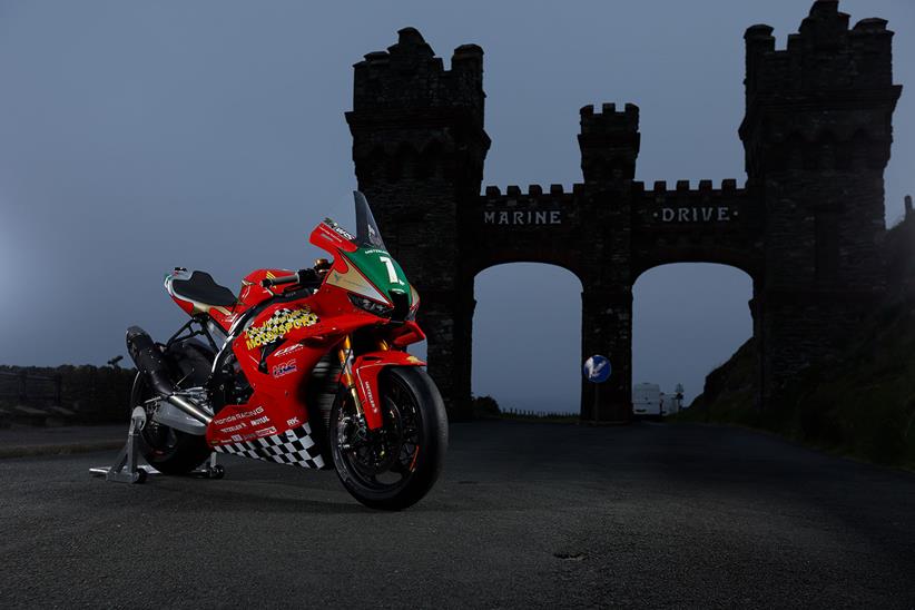 Isle of Man TT 2026: John McGuinness and Honda unveil special Paul Bird ...