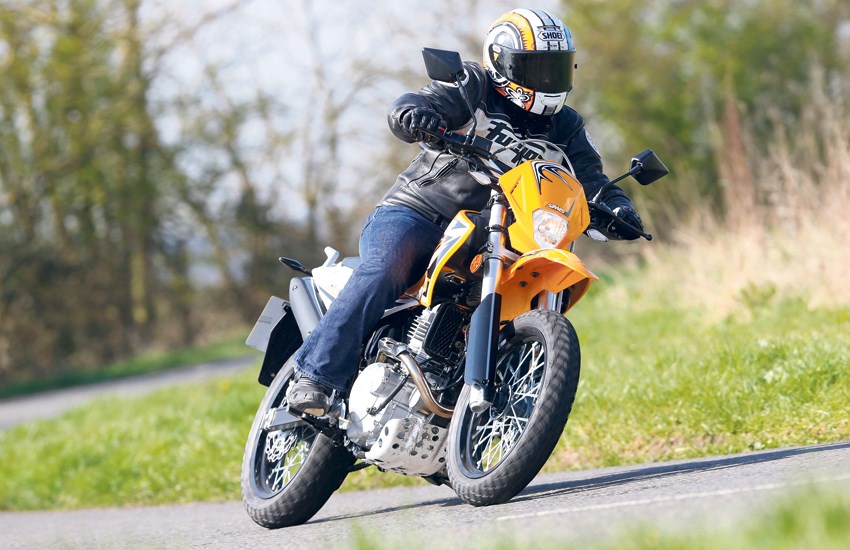 SINNIS APACHE 250 (2014-2016) Review | Specs & Prices | MCN