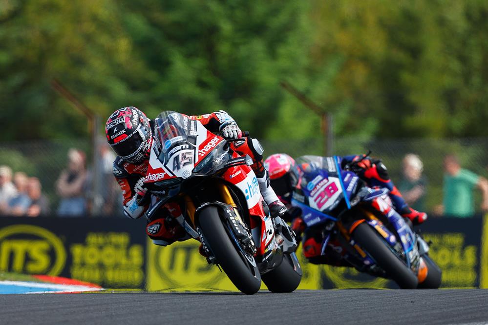 Scott Redding wins Race 3 at Knockhill for Hager PBM Ducati