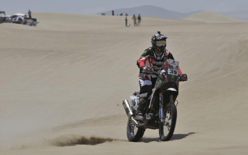 Are Dakar riders the world's bravest racers? | MCN