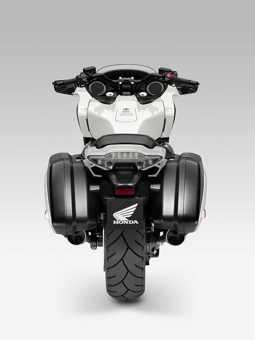 HONDA CTX1300 (2014-on) Review | Speed, Specs & Prices