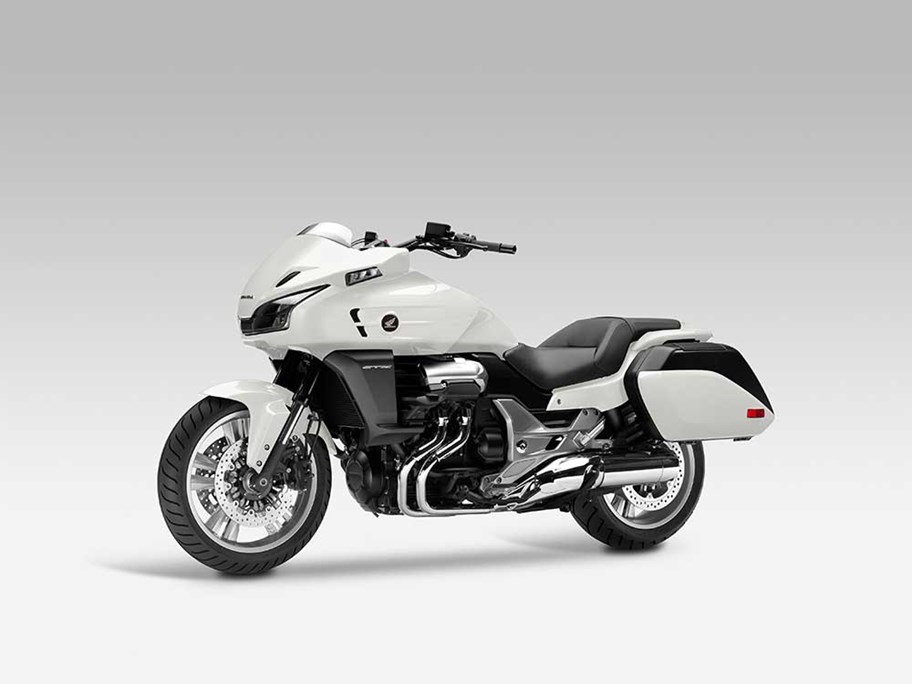 HONDA CTX1300 (2014-on) Review | Speed, Specs & Prices