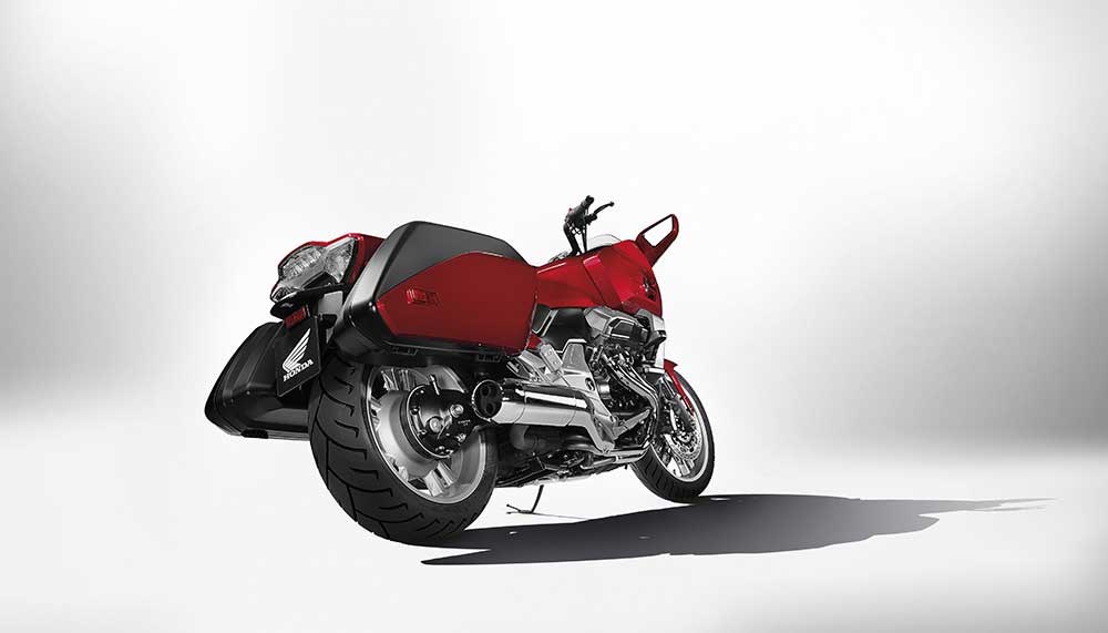 HONDA CTX1300 (2014-on) Review | Speed, Specs & Prices