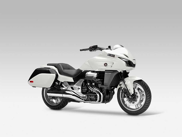 HONDA CTX1300 (2014-on) Review | Speed, Specs & Prices