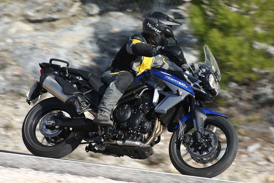 TRIUMPH TIGER 800 XR (2015-2017) Review, Specs & Prices