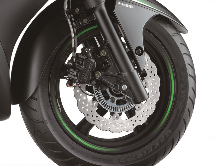 Kawasaki J125 (2016-2021) Review | Speed, Specs & Prices