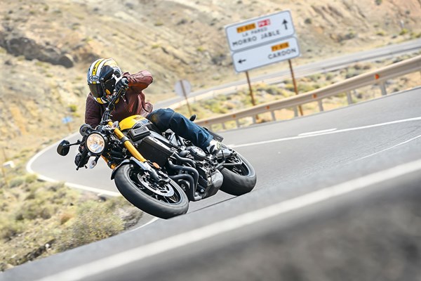 Yamaha XSR900 (2016-2021) Review | Speed, Specs & Prices