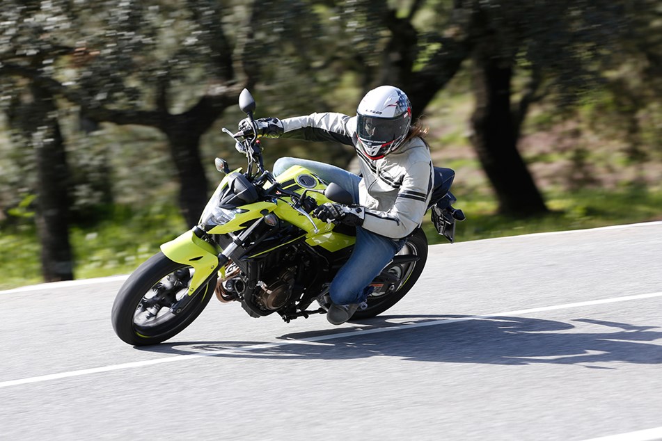HONDA CB500F (2016-2018) Review | Speed, Specs & Prices