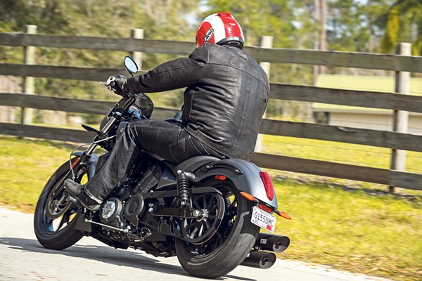 VICTORY OCTANE (2016-on) Review | Speed, Specs & Prices