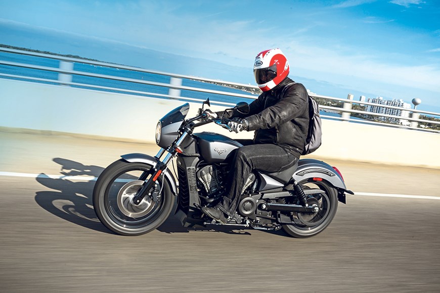 VICTORY OCTANE (2016-on) Review | Speed, Specs & Prices