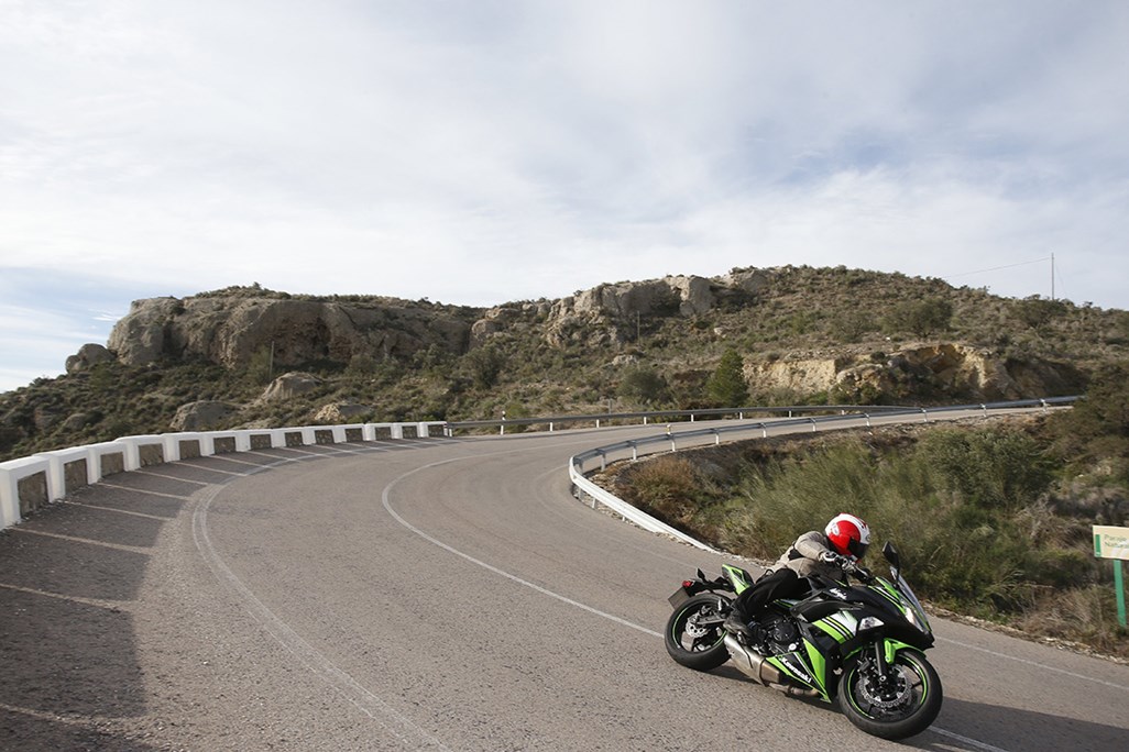 KAWASAKI NINJA 650 (2017-2020) Review | Specs & Prices