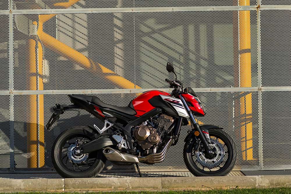 HONDA CB650F (2017-2019) Review | Speed, Specs & Prices