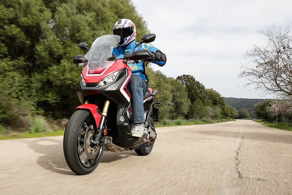 Honda X-ADV (2017-2021) Review | Speed, Specs & Prices