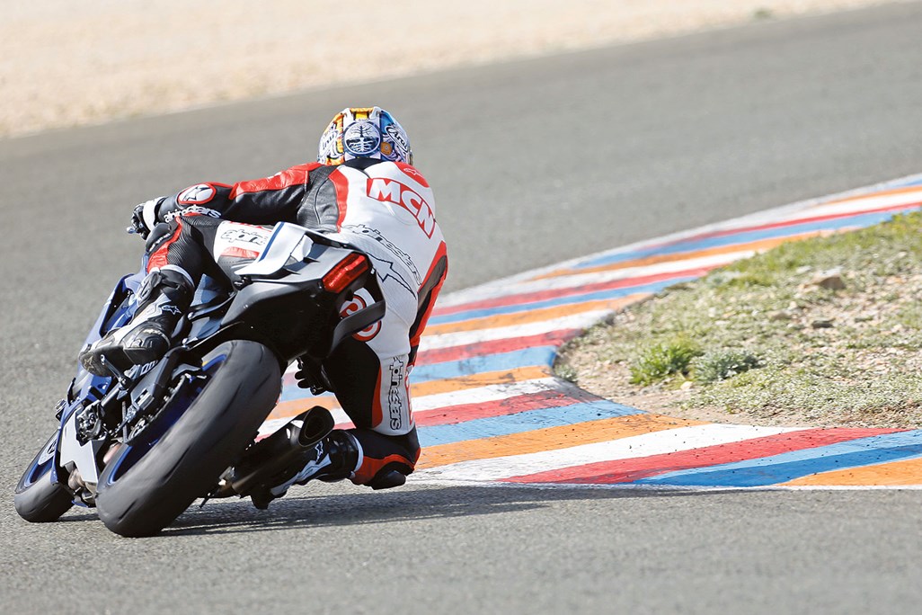 2017 Yamaha R6 review | The final road-legal version