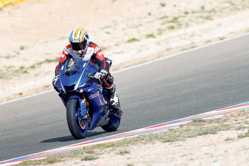 2017 Yamaha R6 review | The final road-legal version