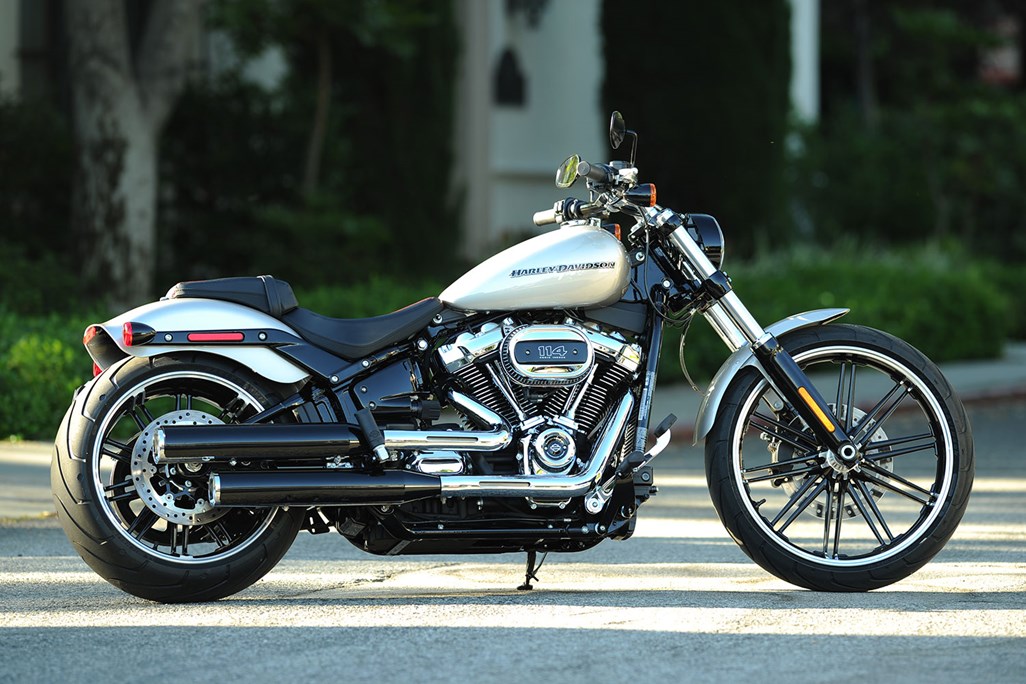 HARLEY-DAVIDSON BREAKOUT (2018-2022) Motorcycle Review