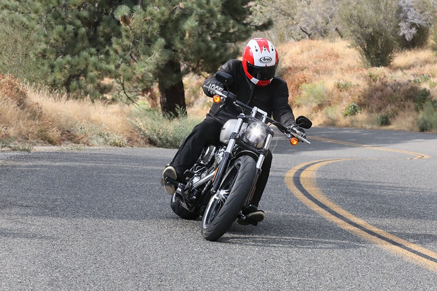 HARLEY-DAVIDSON BREAKOUT (2018-2022) Motorcycle Review