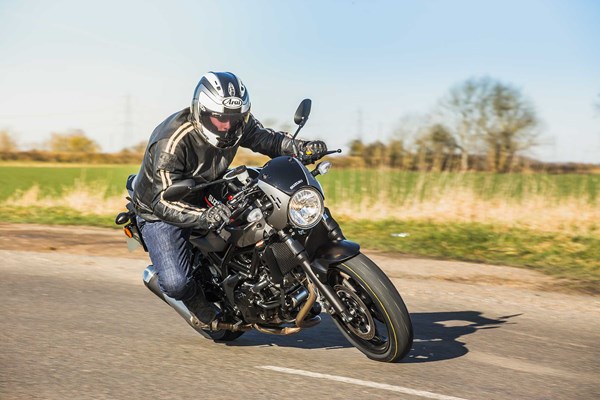 SUZUKI SV650X (2018-on) Review | Speed, Specs & Prices