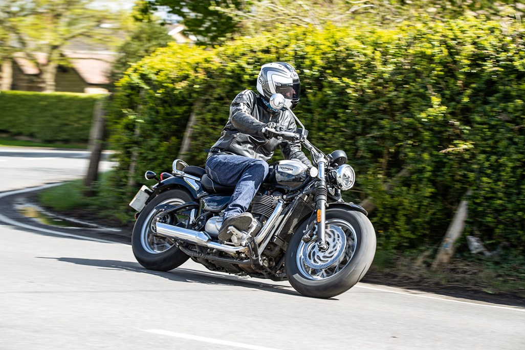 Triumph Speedmaster 1200 (2018-on) Review