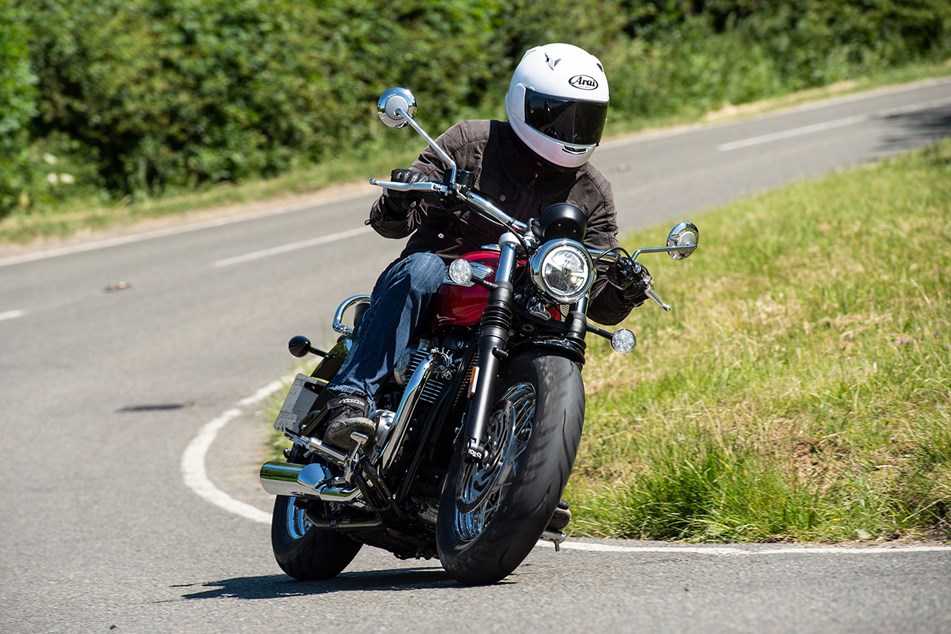 2026 Triumph Speedmaster 1200 review: lighter, longer range