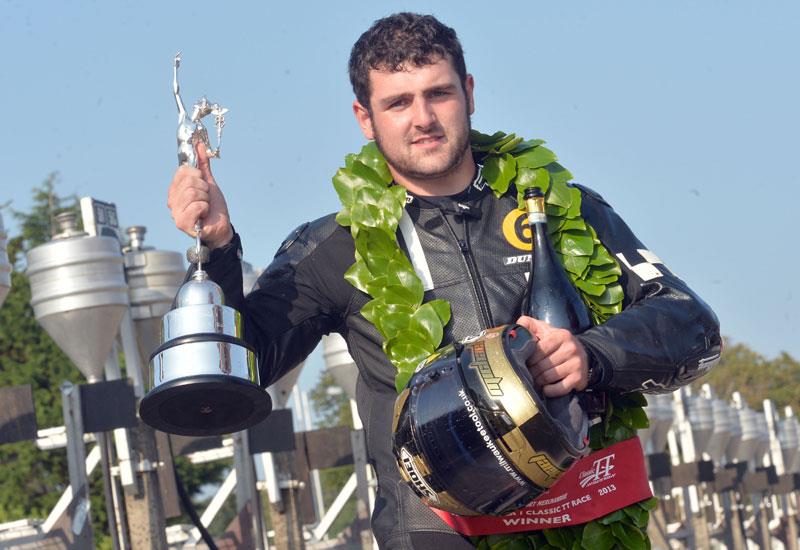 TT stars head for London