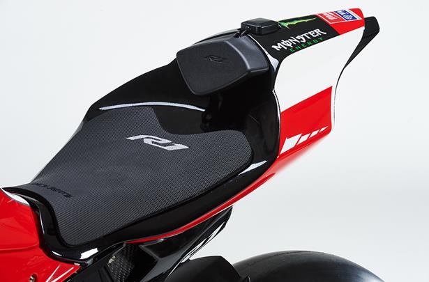 Gallery: Yamaha R1 appears in race spec