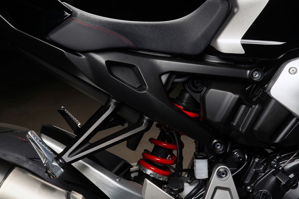 Honda CB1000R (2018-2021) Review | Speed, Specs & Prices