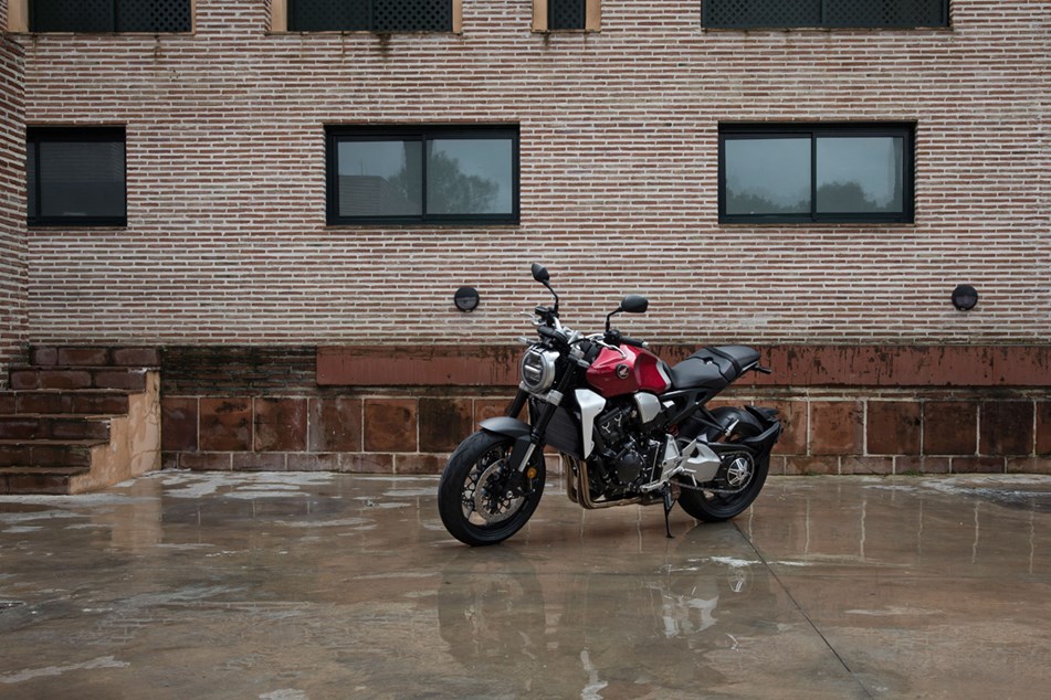 Honda CB1000R (2018-2021) Review | Speed, Specs & Prices