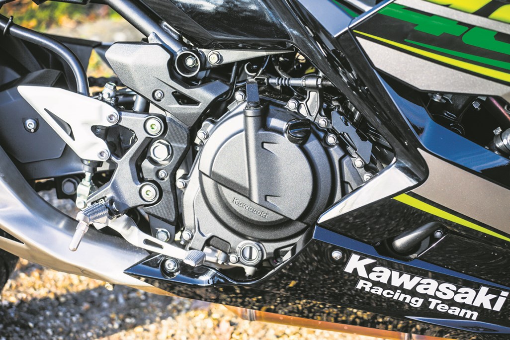 Kawasaki Ninja 400 (2018-2021) Review | Specs & Prices