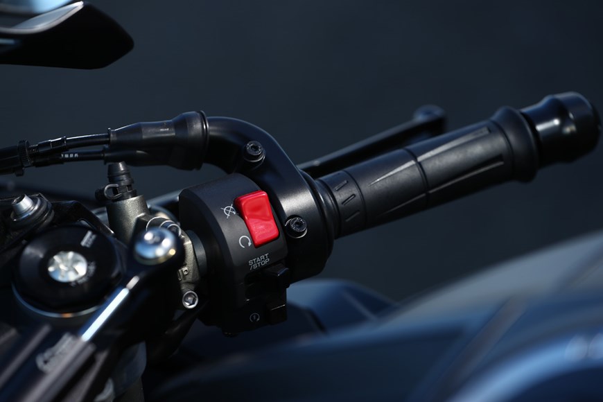 KAWASAKI ZX-10R SE (2018-on) Review | Specs & Prices