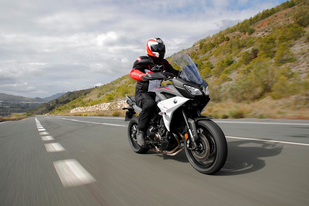 YAMAHA TRACER 900 (2018-2020) Review | Specs & Prices