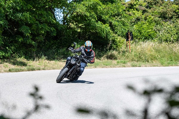 BENELLI LEONCINO (2018-on) Review | Speed, Specs & Prices