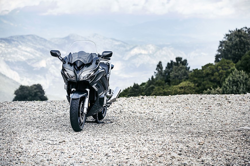 Yamaha FJR 1300 AE (2016-2021) Review | Specs & Prices