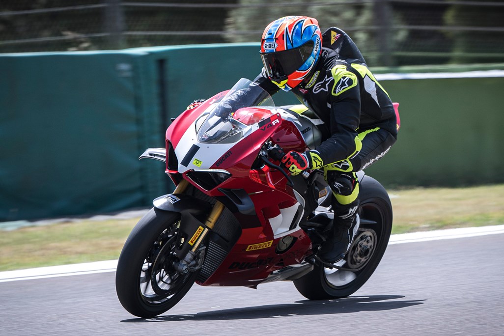 Ducati Panigale V4R (2019 and 2023) Reviews