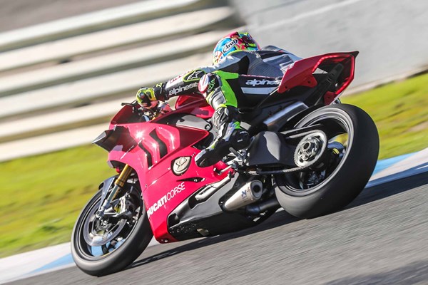 Ducati Panigale V4R (2019 and 2023) Reviews