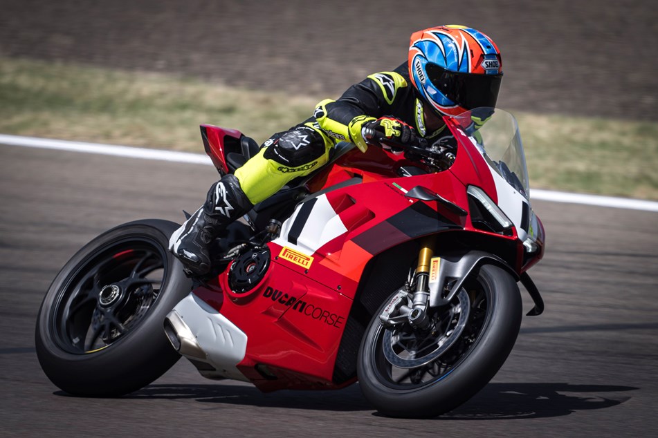 Ducati Panigale V4R (2019 and 2023) Reviews